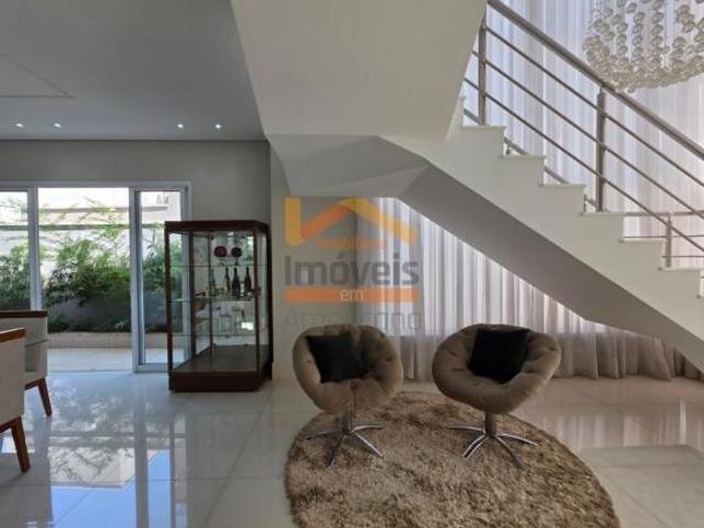 Casa de Condomínio para venda em Jardim Pau Brasil de 304.00m² com 5 Quartos, 3 Suites e 4 Garagens