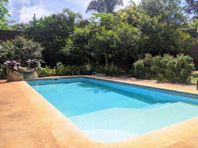 Casa de Condomínio para venda em Jardim Passárgada I de 430.00m² com 4 Quartos, 4 Suites e 6 Garagen