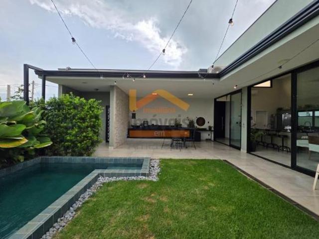 Casa de Condomínio para venda em Jardim Phillipson Park de 191.00m² com 3 Quartos, 1 Suite e 4 Garag