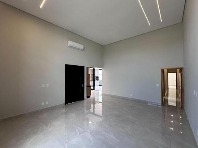 Casa de Condomínio para venda em Jardim Piemonte de 198.00m² com 3 Quartos, 3 Suites e 4 Garagens