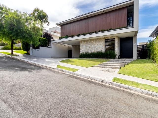 Casa de Condomínio para venda em Jardim Recanto em Valinhos São Paulo de 300.00m² com 4 Quartos, 4 Suítes e 4 Garagens