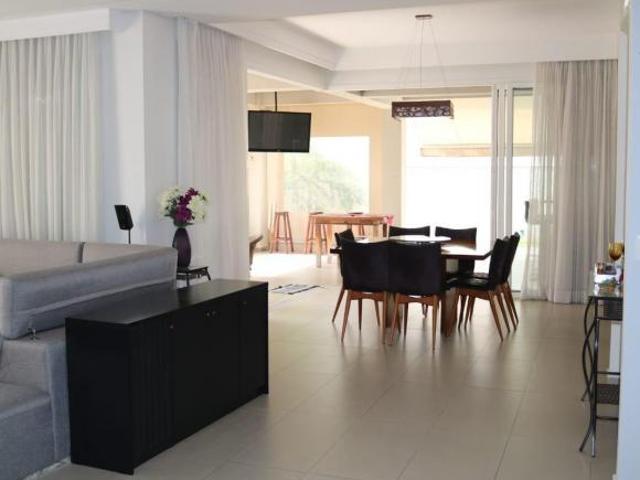 Casa de Condomínio para venda em Jardim Residencial Colinas Do Sol de 304.00m² com 4 Quartos, 4 Suit