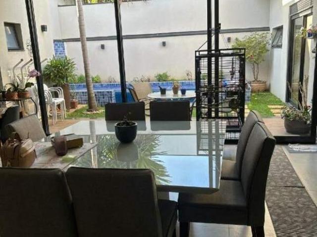 Casa de Condomínio para venda em Jardim Residencial Dona Maria José de 191.00m² com 3 Quartos, 3 Sui