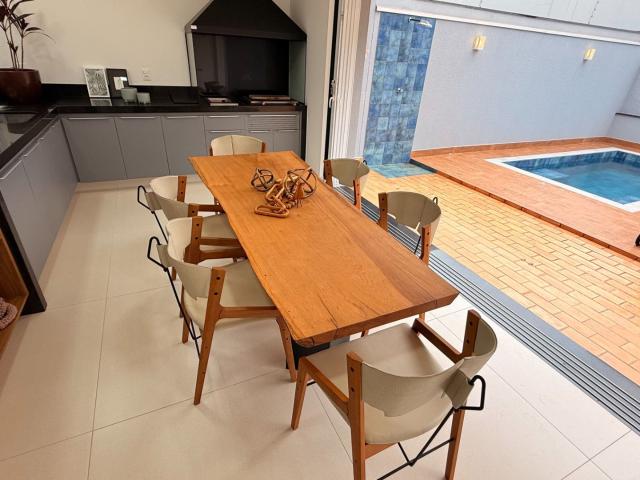 Casa de Condomínio para venda em Jardim Residencial Dona Maria José em Indaiatuba São Paulo de 248.00m² com 3 Quartos, 3 Suítes e 4 Garagens