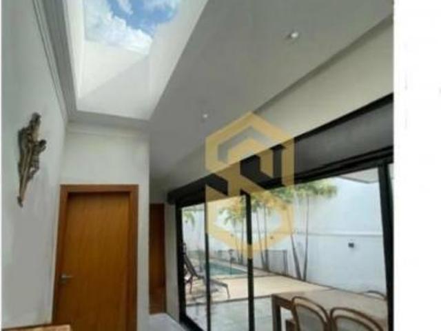 Casa de Condomínio para venda em Jardim Residencial Helvétia Park Iii de 250.00m² com 3 Quartos, 3 S