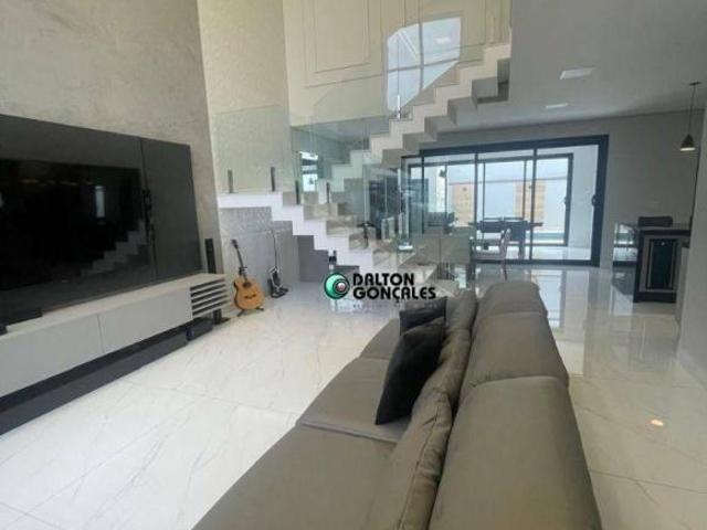 Casa de Condomínio para venda em Jardim Residencial Maria Dulce de 267.00m² com 3 Quartos, 3 Suites