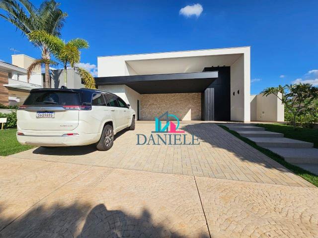 Casa de Condomínio para venda em Jardim Residencial Quinta Dos Oitis em Araraquara São Paulo de 325.00m² com 4 Quartos, 4 Suítes e 4 Garagens