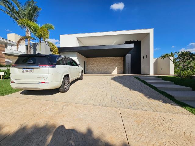 Casa de Condomínio para venda em Jardim Residencial Quinta Dos Oitis em Araraquara São Paulo de 325.00m² com 4 Quartos, 4 Suítes e 4 Garagens