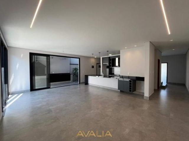 Casa de Condomínio para venda em Jardim Residencial Viena de 204.45m² com 3 Quartos, 3 Suites e 4 Ga