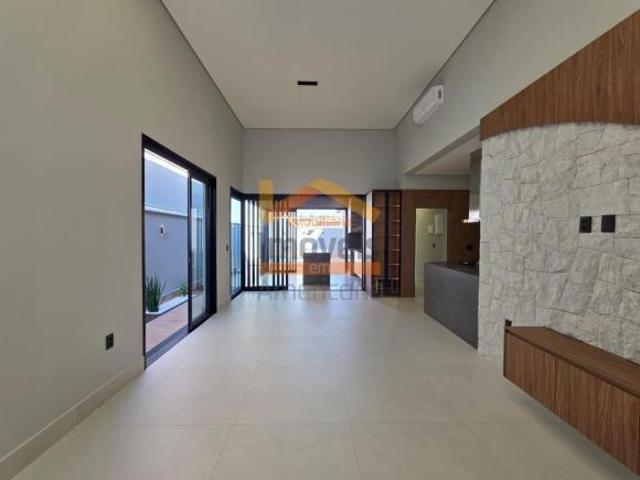 Casa de Condomínio para venda em Jardim Vitória de 173.00m² com 3 Quartos, 1 Suite e 4 Garagens