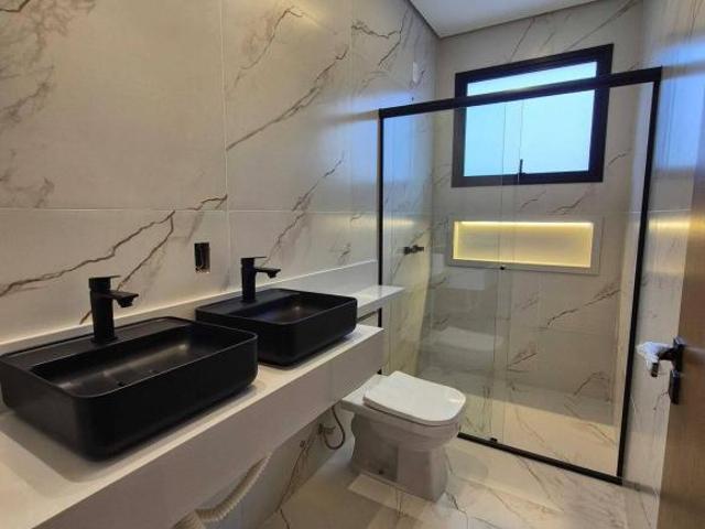 Casa de Condomínio para venda em Jardim Vila São Domingos de 185.00m² com 3 Quartos, 3 Suites e 4 Ga