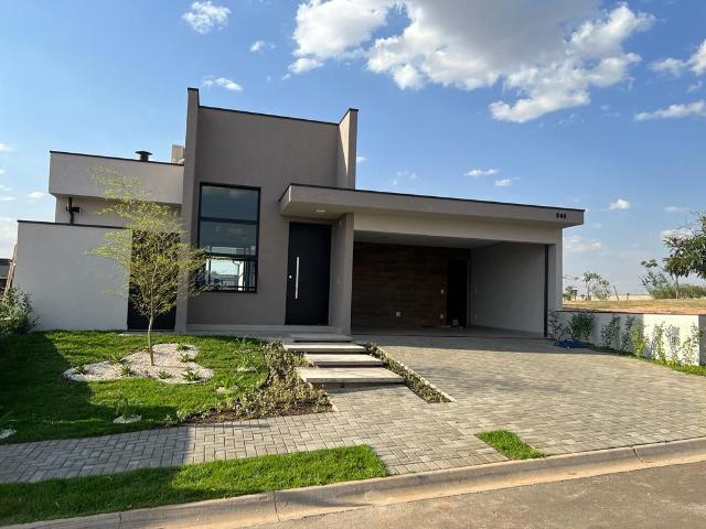 Casa de Condomínio para venda em Jardim Ypê em Paulínia São Paulo de 165.00m² com 3 Quartos, 1 Suíte e 4 Garagens