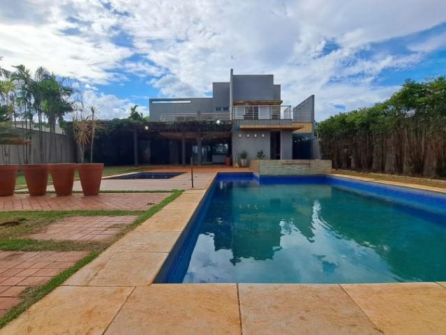 Casa de Condomínio para venda em Jardinópolis em Jardinópolis São Paulo de 640.00m² com 4 Quartos, 4 Suítes e 10 Garagens