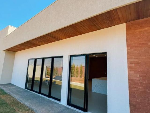Casa de Condomínio para venda em Jardins Capri, Senador Cane