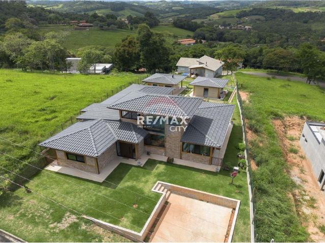 Casa de Condomínio para venda em Jarinu em Jarinu São Paulo de 320.00m² com 3 Quartos, 3 Suítes e 4 Garagens