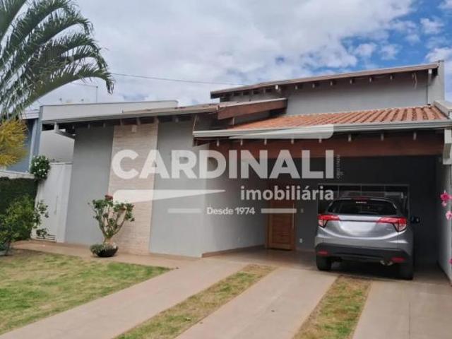 Casa de Condomínio para venda em Jd. Dos Flamboyant de 185.00m² com 3 Quartos, 3 Suites e 4 Garagens