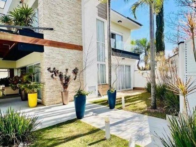 Casa de Condomínio para venda em João Aranha de 400.00m² com 4 Quartos, 3 Suites e 4 Garagens