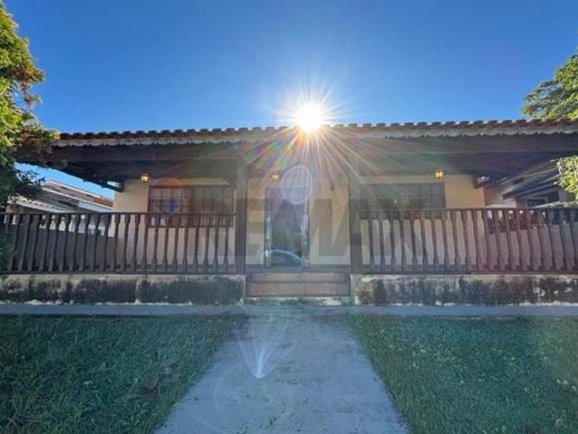 Casa de Condomínio para venda em Jundiaquara de 242.00m² com 4 Quartos e 4 Suites