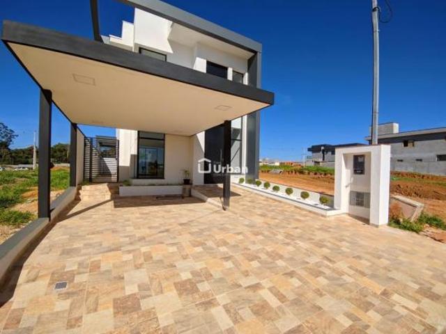 Casa de Condomínio para venda em Los Álamos de 200.00m² com 3 Quartos, 1 Suite e 4 Garagens