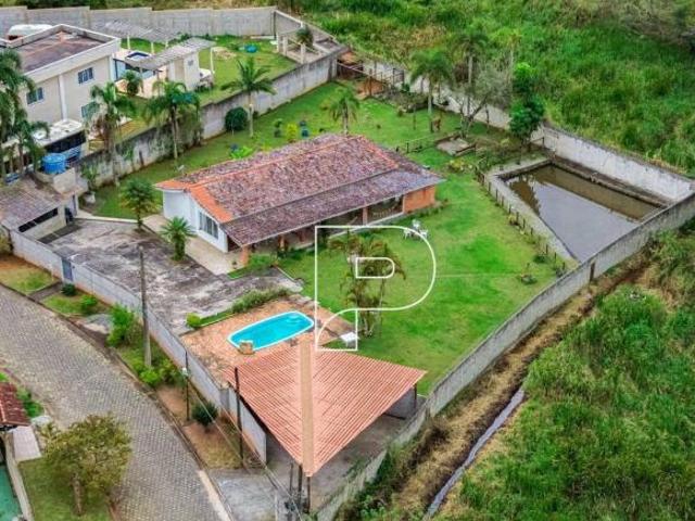 Casa de Condomínio para venda em Los Álamos de 218.00m² com 3 Quartos, 1 Suite e 3 Garagens