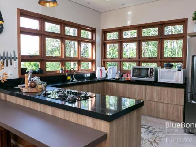 Casa de Condomínio para venda em Loteamento Capital Ville de 330.00m² com 3 Quartos, 1 Suite e 6 Gar