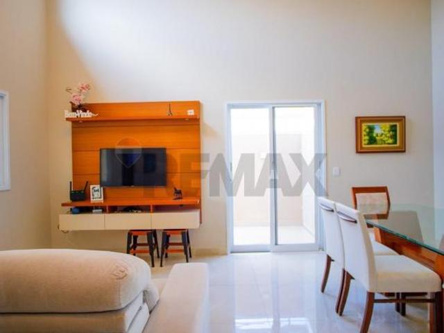 Casa de Condomínio para venda em Loteamento Greenfield de 203.00m² com 3 Quartos, 1 Suite e 4 Garage