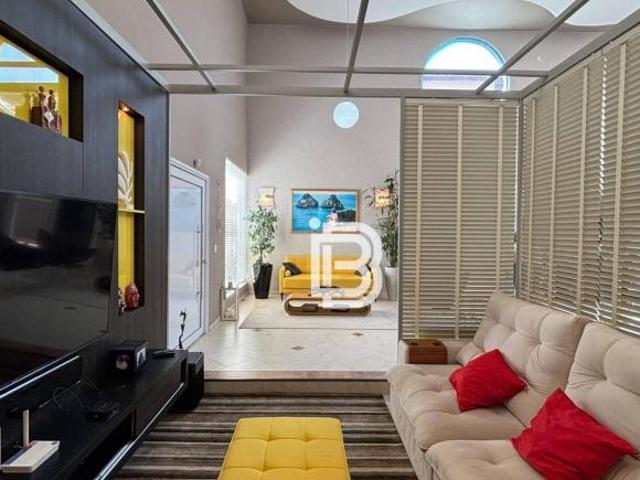 Casa de Condomínio para venda em Loteamento Reserva Da Serra de 310.00m² com 3 Quartos, 1 Suite e 4