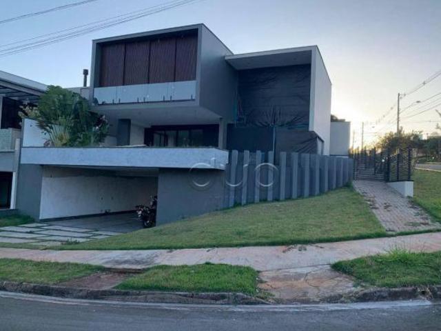 Casa de Condomínio para venda em Loteamento Residencial E Comercial Villa D&apos aquila de 285.00m² com 3