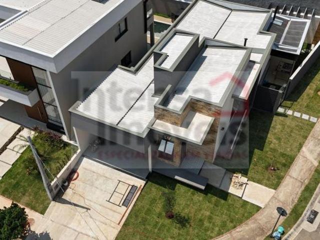Casa de Condomínio para venda em Loteamento Residencial Fazenda Casa Grande de 141.00m² com 3 Quarto