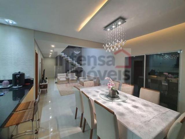 Casa de Condomínio para venda em Loteamento Residencial Fazenda Casa Grande de 257.00m² com 4 Quarto