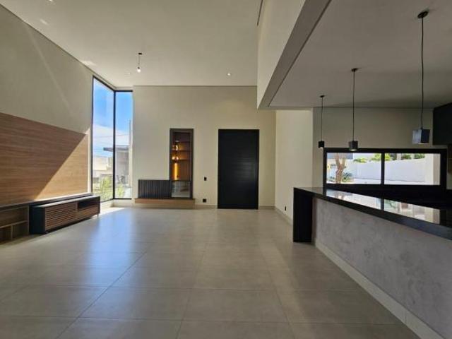 Casa de Condomínio para venda em Loteamento Residencial Jardim Villagio de 240.00m² com 3 Quartos, 3