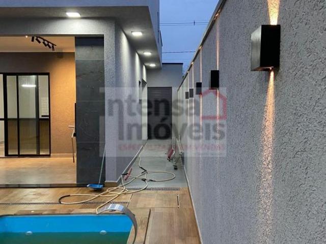 Casa de Condomínio para venda em Loteamento Residencial Pérola Do Vale de 170.00m² com 3 Quartos, 1