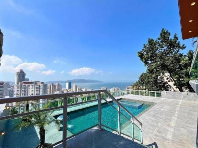 Casa de Condomínio para venda em Marapé de 720.00m² com 6 Quartos, 4 Suites e 4 Garagens