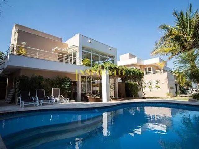 Casa de Condomínio para venda em Medeiros de 441.00m² com 3 Quartos, 3 Suites e 5 Garagens