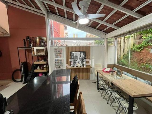 Casa de Condomínio para venda em Medeiros de 95.00m² com 3 Quartos, 1 Suite e 2 Garagens