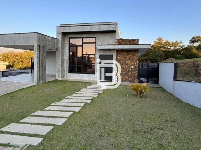 Casa de Condomínio para venda em Medeiros de 250.00m² com 3 Quartos, 3 Suites e 7 Garagens