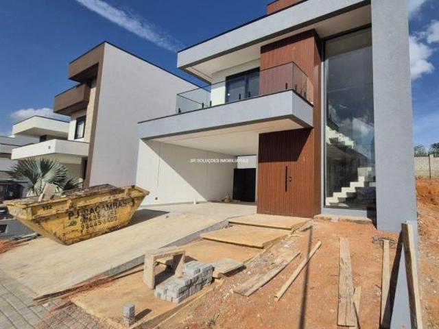 Casa de Condomínio para venda em Medeiros de 300.00m² com 3 Quartos, 3 Suites e 4 Garagens