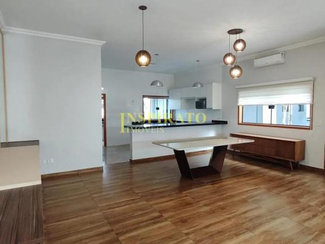 Casa de Condomínio para venda em Medeiros de 320.00m² com 3 Quartos, 3 Suites e 8 Garagens