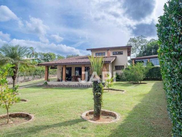 Casa de Condomínio para venda em Medeiros de 361.00m² com 4 Quartos, 2 Suites e 12 Garagens