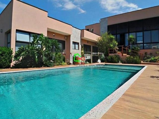 Casa de Condomínio para venda em Monte Alegre de 386.00m² com 4 Quartos, 4 Suites e 4 Garagens