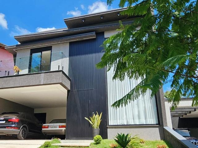 Casa de Condomínio para venda em Mogi Moderno em Mogi Das Cruzes São Paulo de 270.00m² com 3 Quartos, 3 Suítes e 4 Garagens