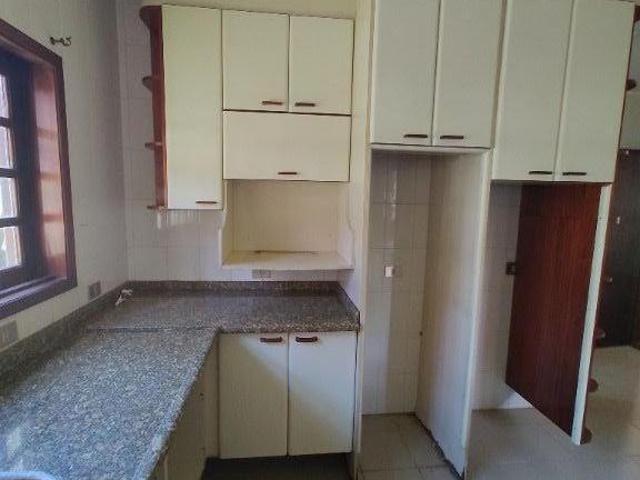Casa de Condomínio para venda em Morada Dos Pássaros de 280.00m² com 3 Quartos e 3 Suites