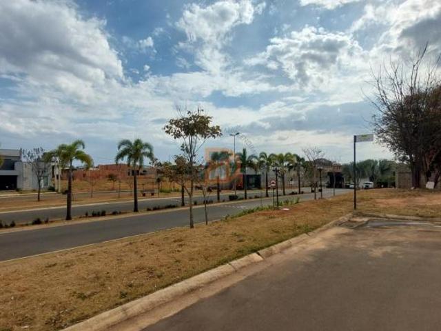 Casa de Condomínio para venda em Morro Vermelho de 154.00m² com 3 Quartos, 2 Suites e 4 Garagens
