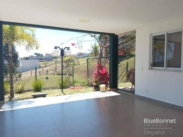 Casa de Condomínio para venda em Morro Alto de 290.00m² com 3 Quartos, 1 Suite e 4 Garagens