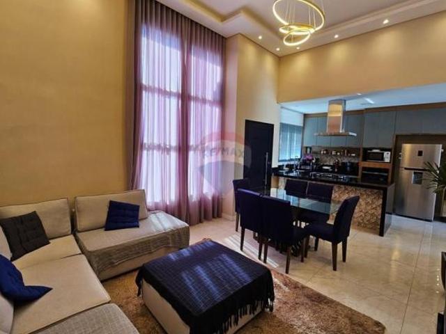 Casa de Condomínio para venda em Morros de 205.00m² com 3 Quartos, 1 Suite e 4 Garagens