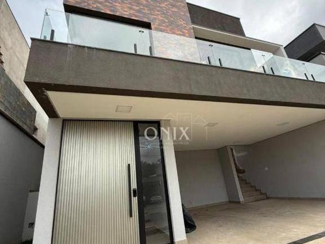 Casa de Condomínio para venda em Mosaico Essence de 210.00m² com 3 Quartos, 1 Suite e 6 Garagens