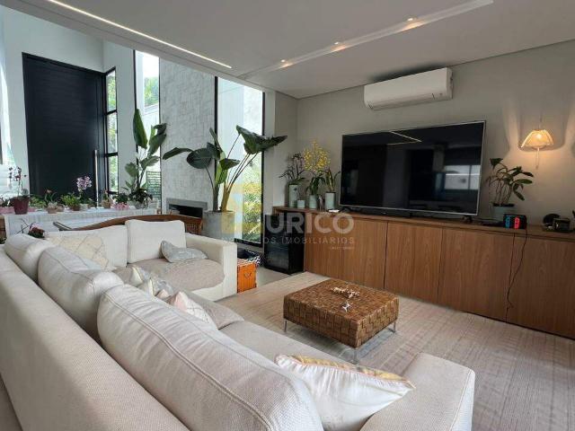 Casa de Condomínio para venda em Nações em Valinhos São Paulo de 289.00m² com 3 Quartos, 3 Suítes e 4 Garagens
