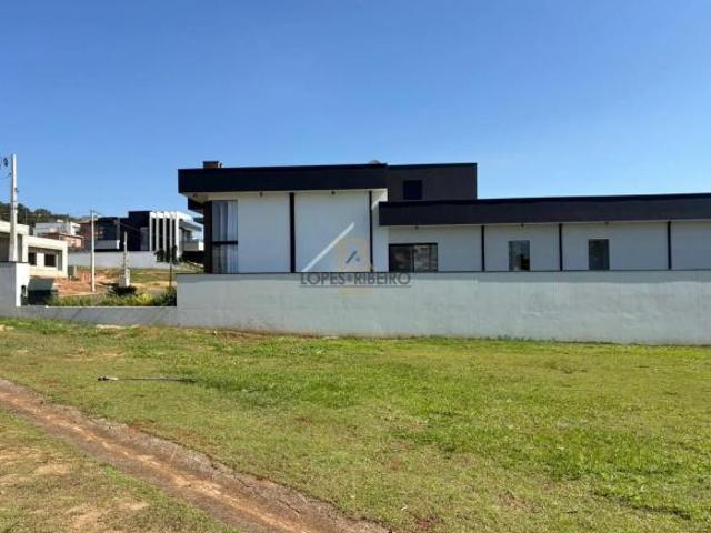 Casa de Condomínio para venda em Ninho Verde Ii de 183.25m² com 3 Quartos, 1 Suite e 3 Garagens