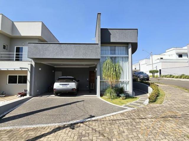 Casa de Condomínio para venda em Ondas de 140.00m² com 3 Quartos, 1 Suite e 4 Garagens