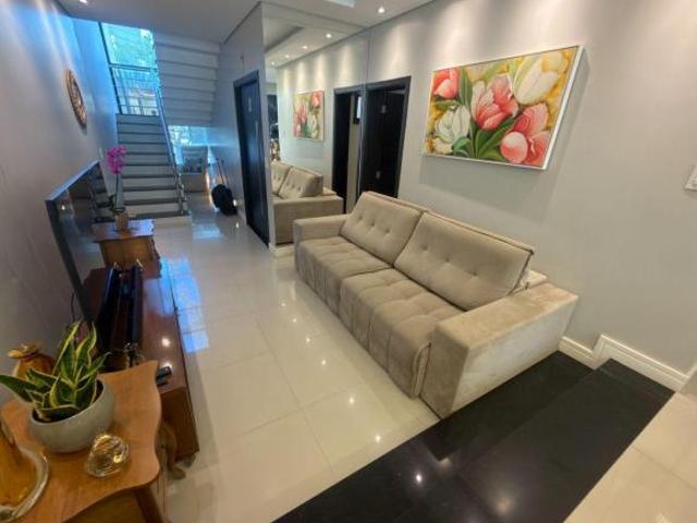 Casa de Condomínio para venda em Ondas de 200.00m² com 3 Quartos, 3 Suites e 4 Garagens